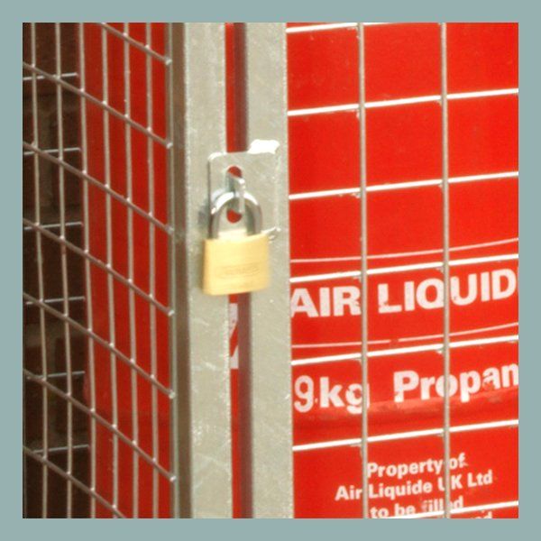 Premier Standard Gas Cylinder Cage – Secure Storage for 9 x 19kg Cylinders