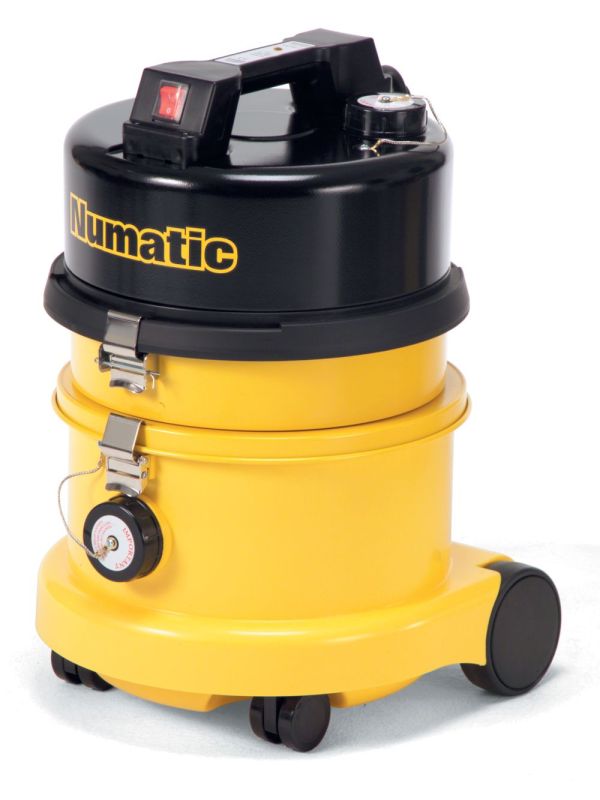 Numatic Advanced Filtration and Cyclonic Vac HZ200